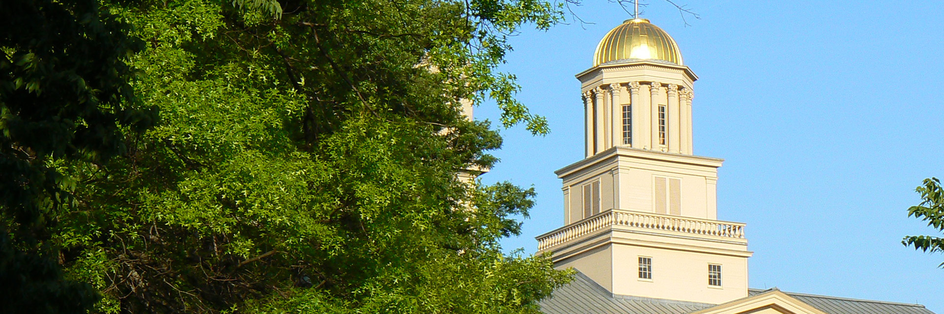 KGAN - Cedar Rapids - Stream live local news and weather